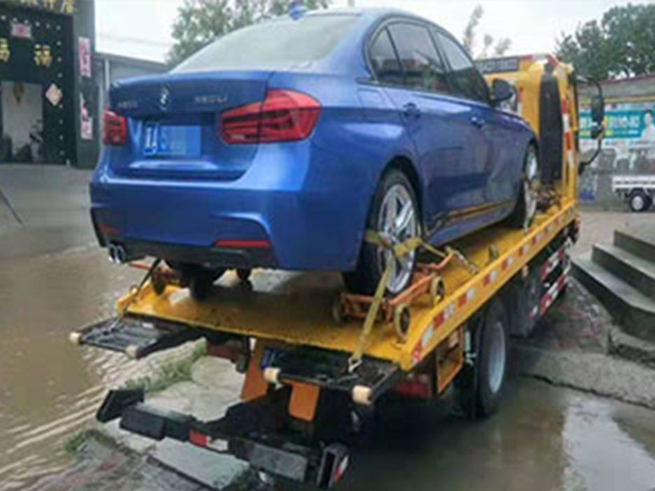 车子被水淹了怎么办 有驾