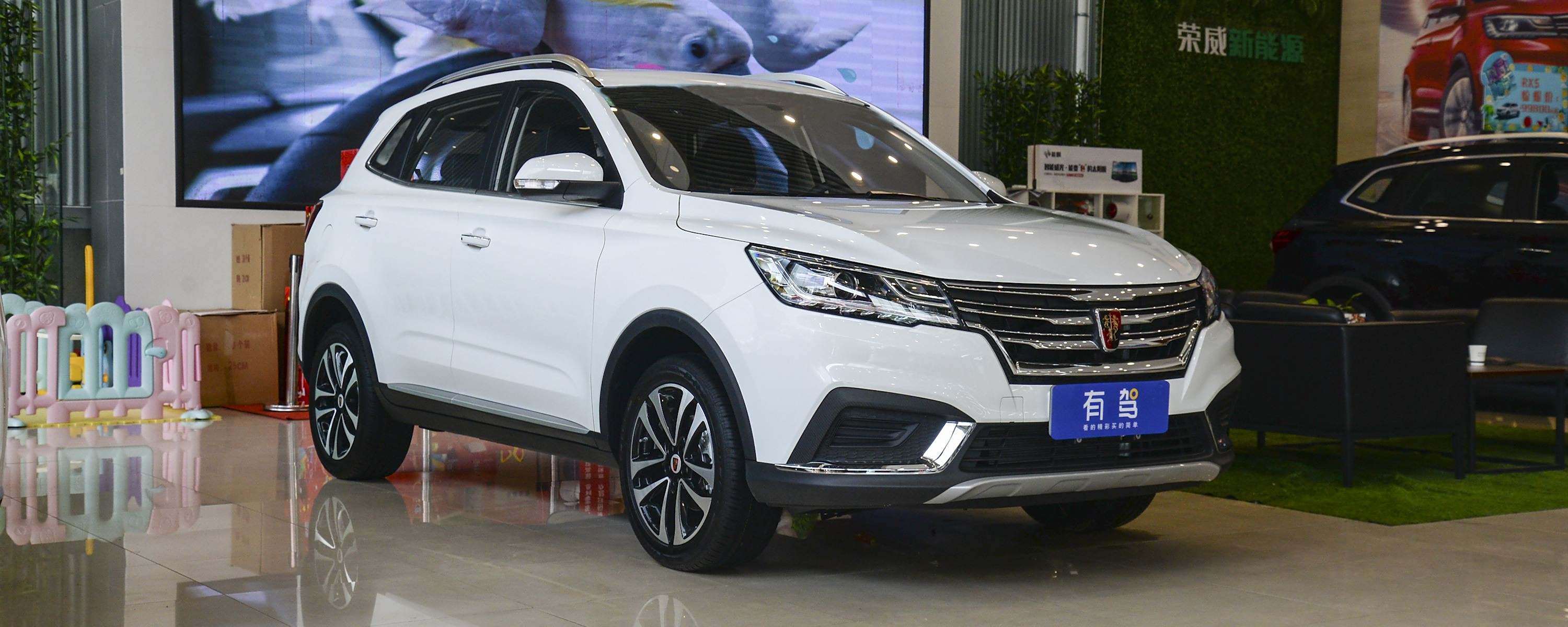 荣威rx3和荣威rx5的区别是什么？ -有驾