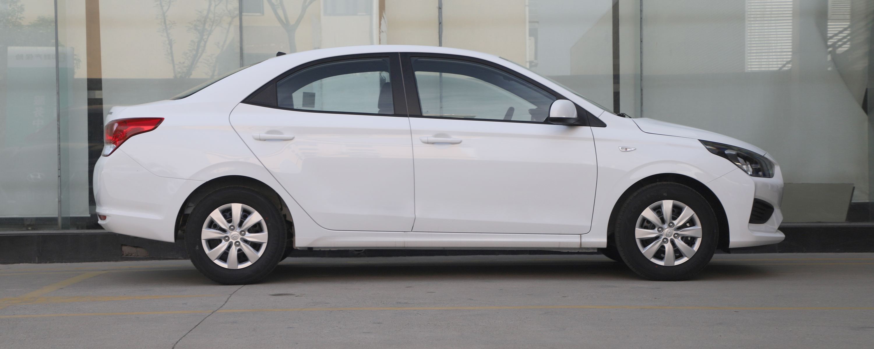 VERNA是什么车?-有驾