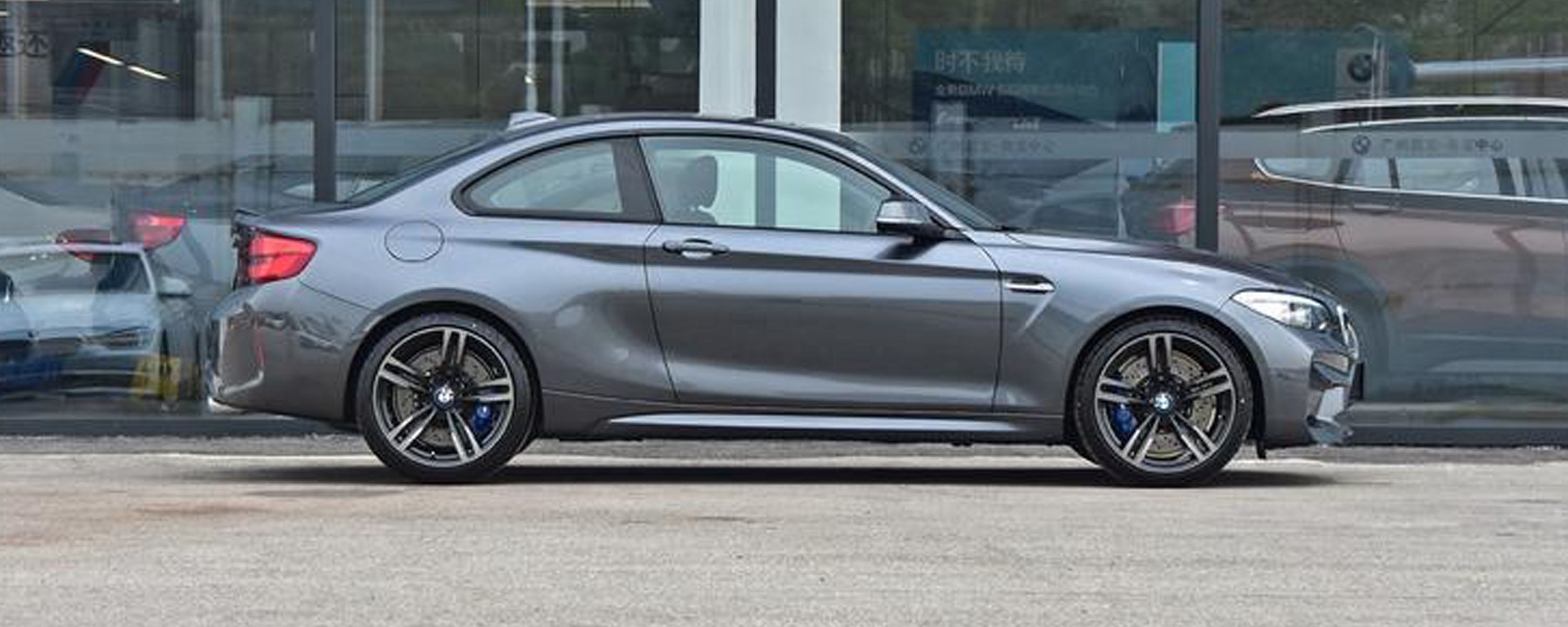 宝马m2c有手动挡车型吗？-有驾