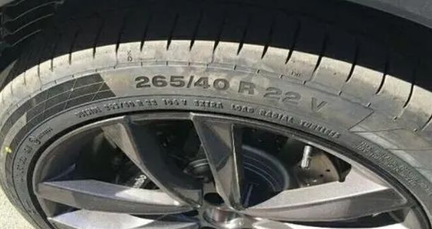 22寸轮胎直径多少厘米？-有驾