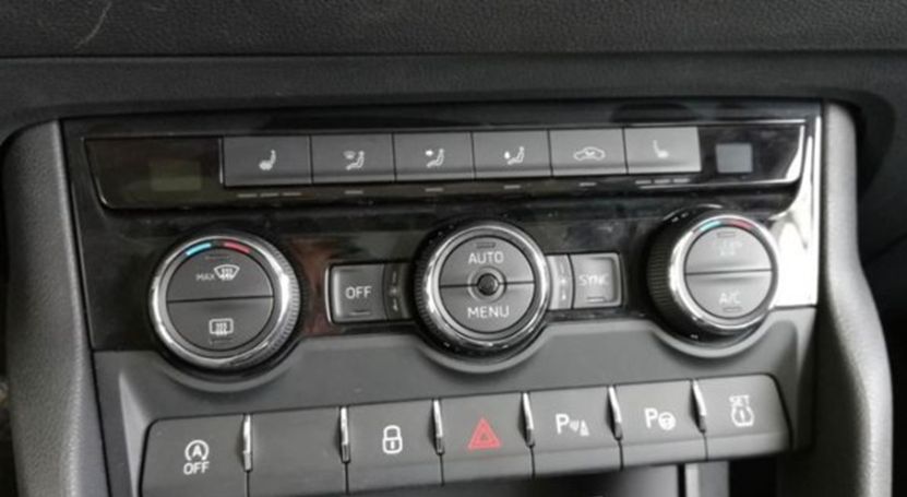 AUTO是什么功能-有驾