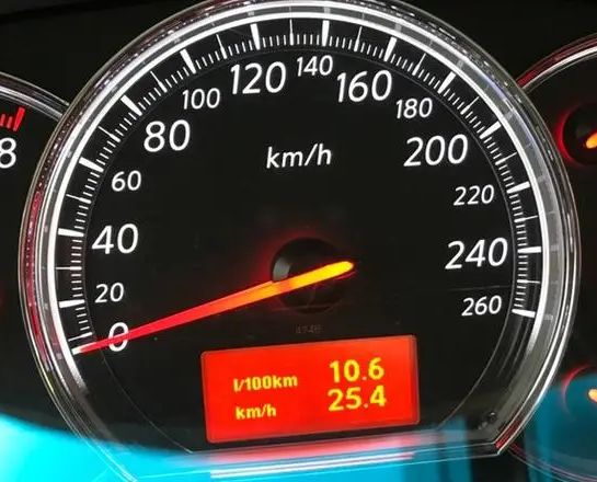 25km/h是多少码-有驾