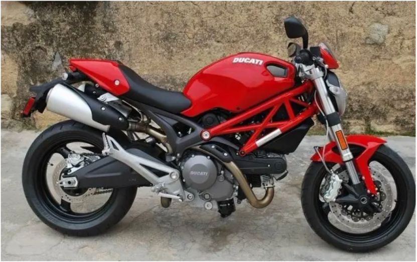 杜卡迪696多少缸-有驾