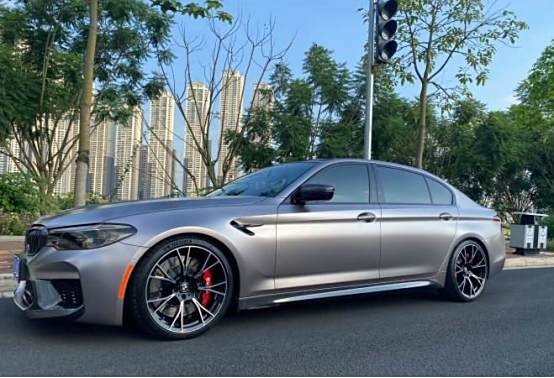 宝马g38是哪款-有驾