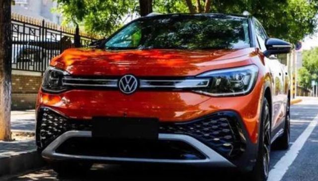 id6x和id6crozz哪个是原版-有驾