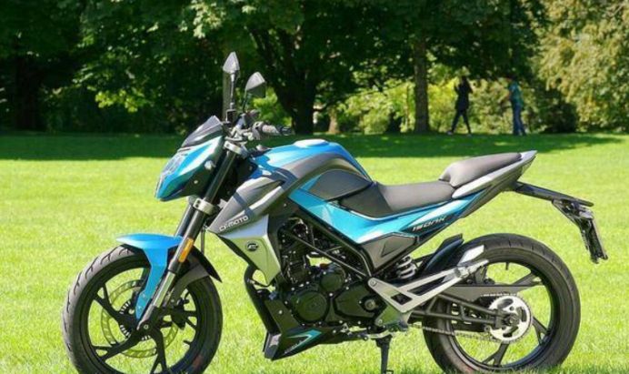 r35摩托车属于什么牌-有驾