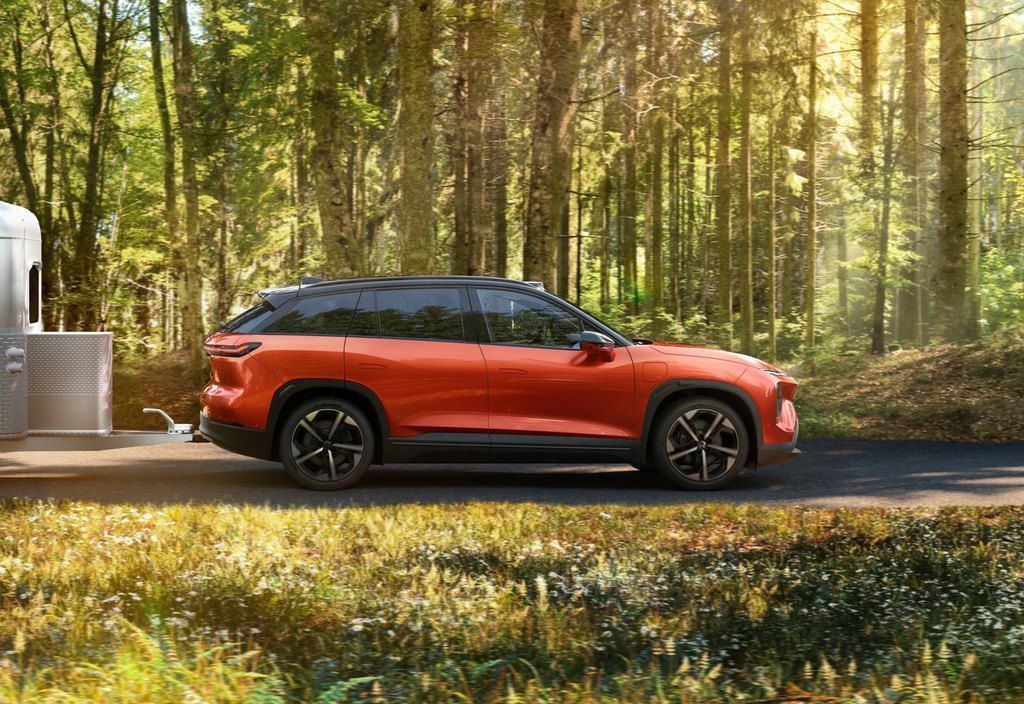 蔚来es7和es8区别-有驾